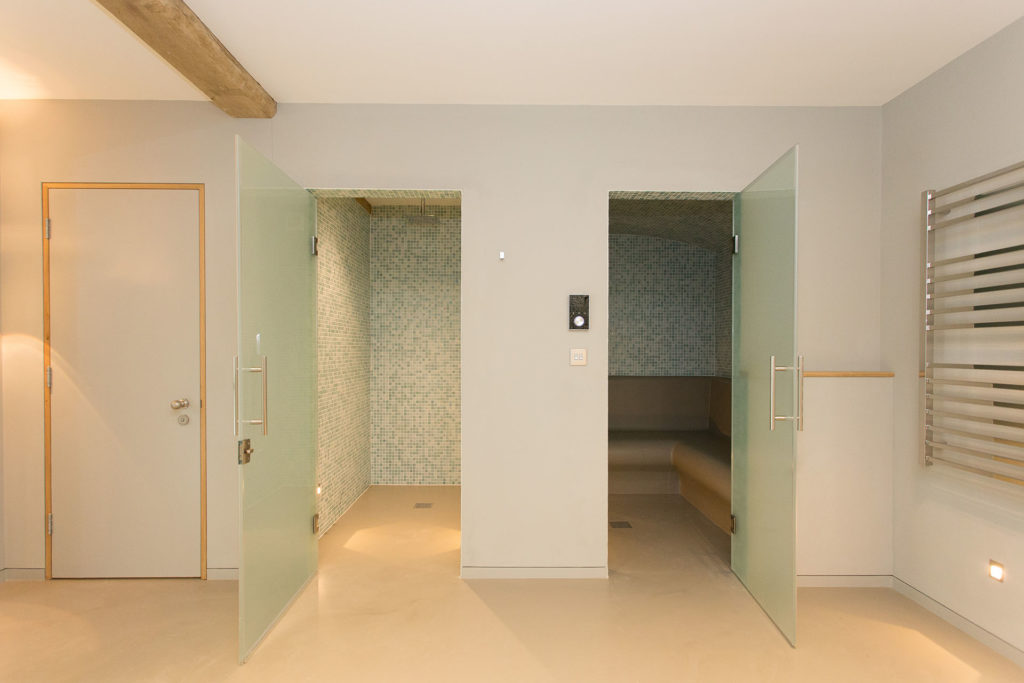 Pool House & Spa, West Sussex - James Wells Architects